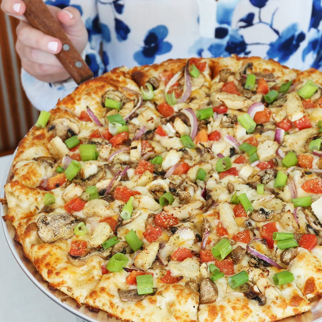 Round Table Gourmet Veggie Pizza