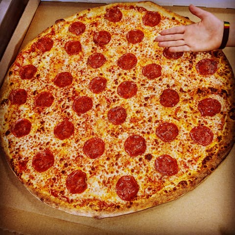 Valley pizza store