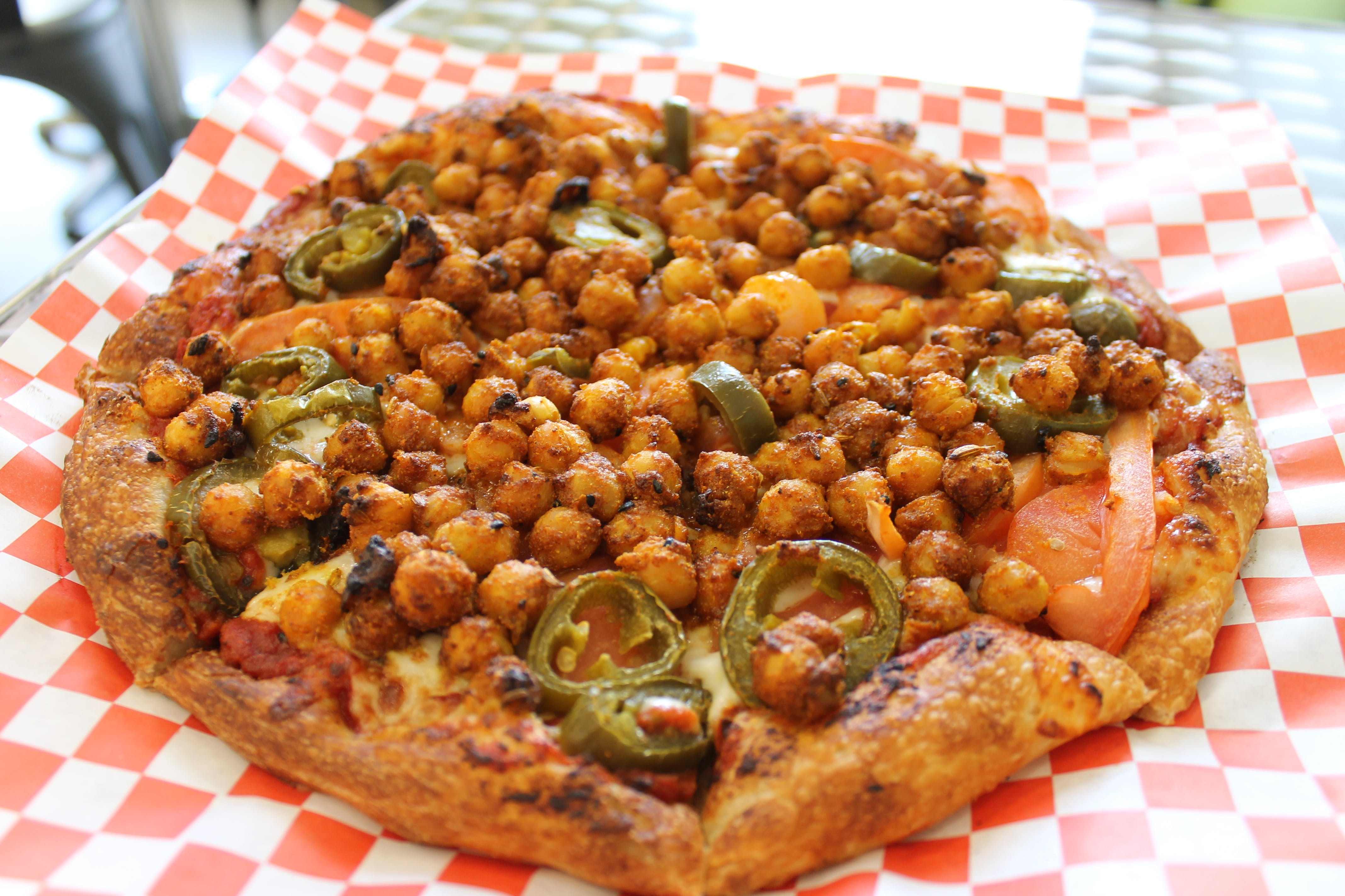 Tasty pizza store