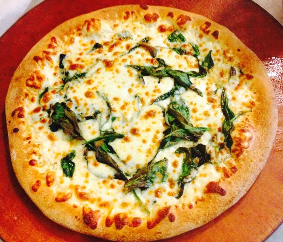 Mama mia pizzeria store